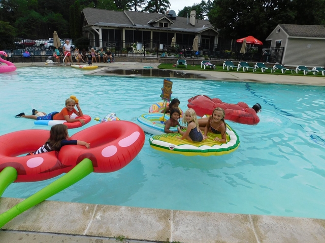 The Keene Country Club Swimming Pool - Keene Country Club